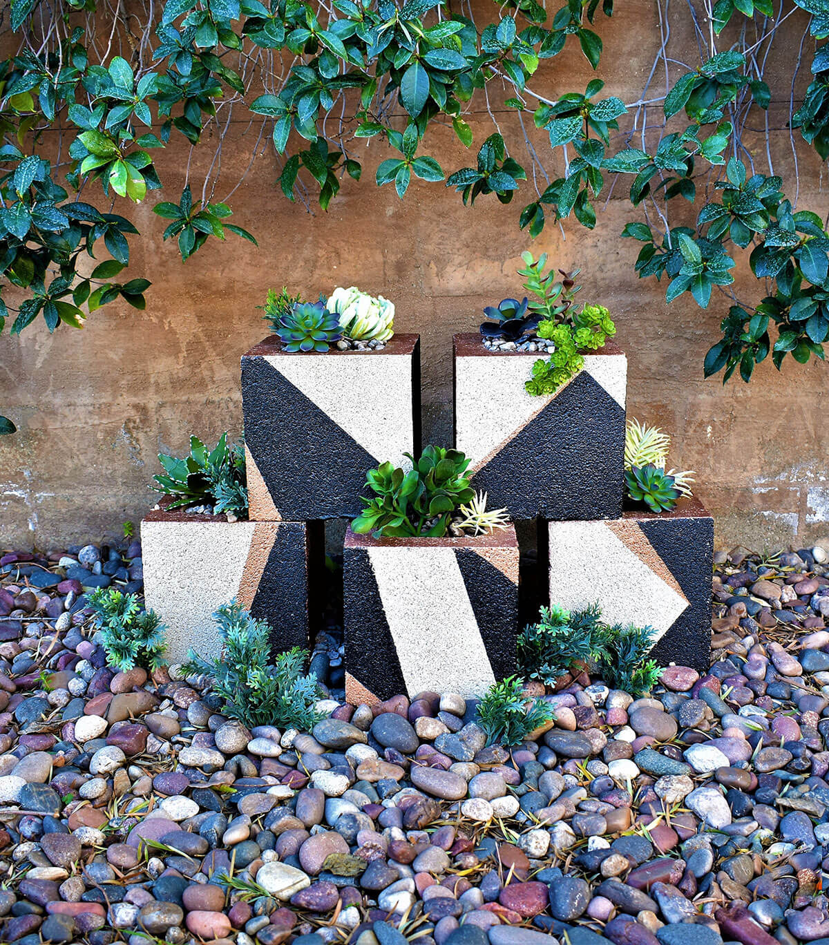 25 Geometric Garden Design Ideas To Consider | SharonSable