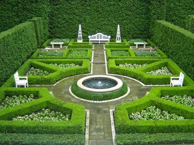 25 Geometric Garden Design Ideas To Consider | SharonSable