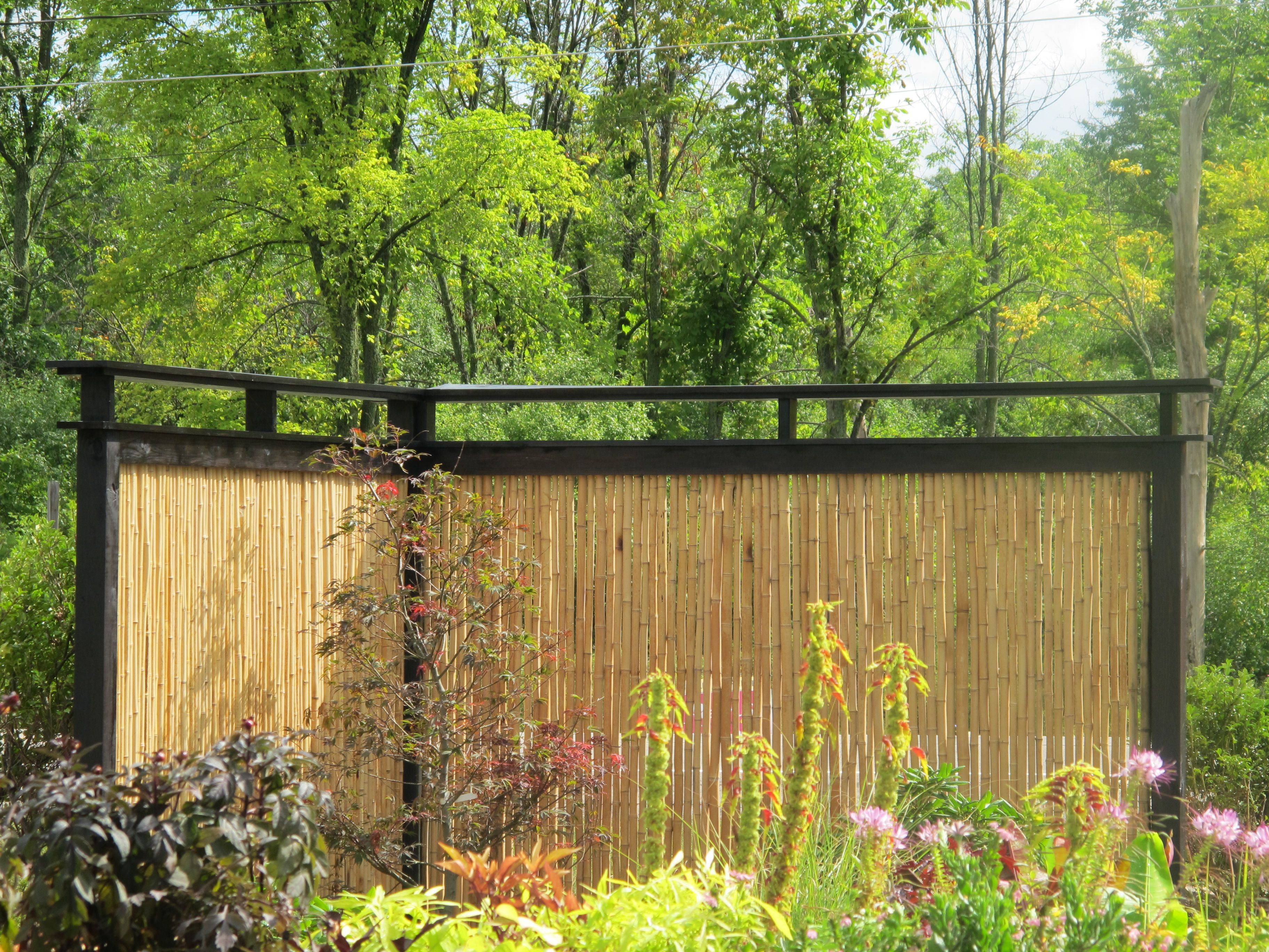 24 Japanese Garden Fence Ideas You Should Look | SharonSable