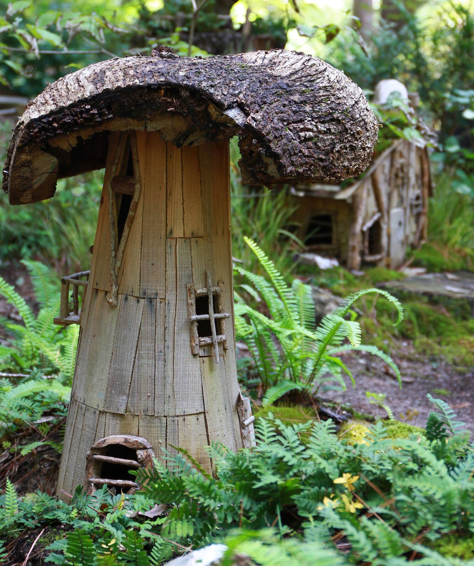 22 Fairy Garden Tree House Ideas You Should Look | SharonSable