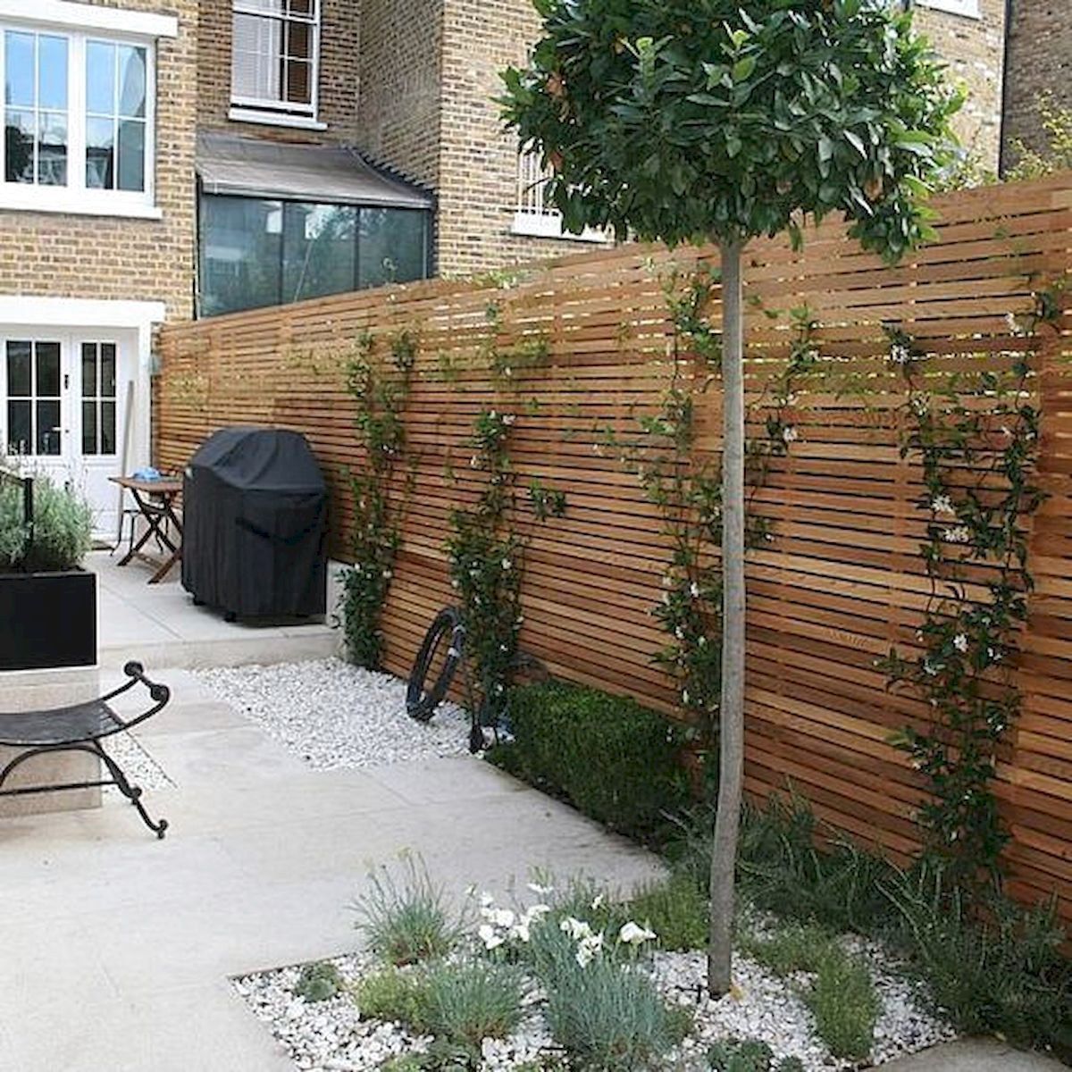 13 Modern Garden Fence Ideas You Gonna Love | SharonSable