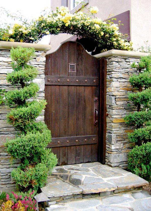 18 Beautiful Wooden Garden Gates Ideas To Consider | SharonSable