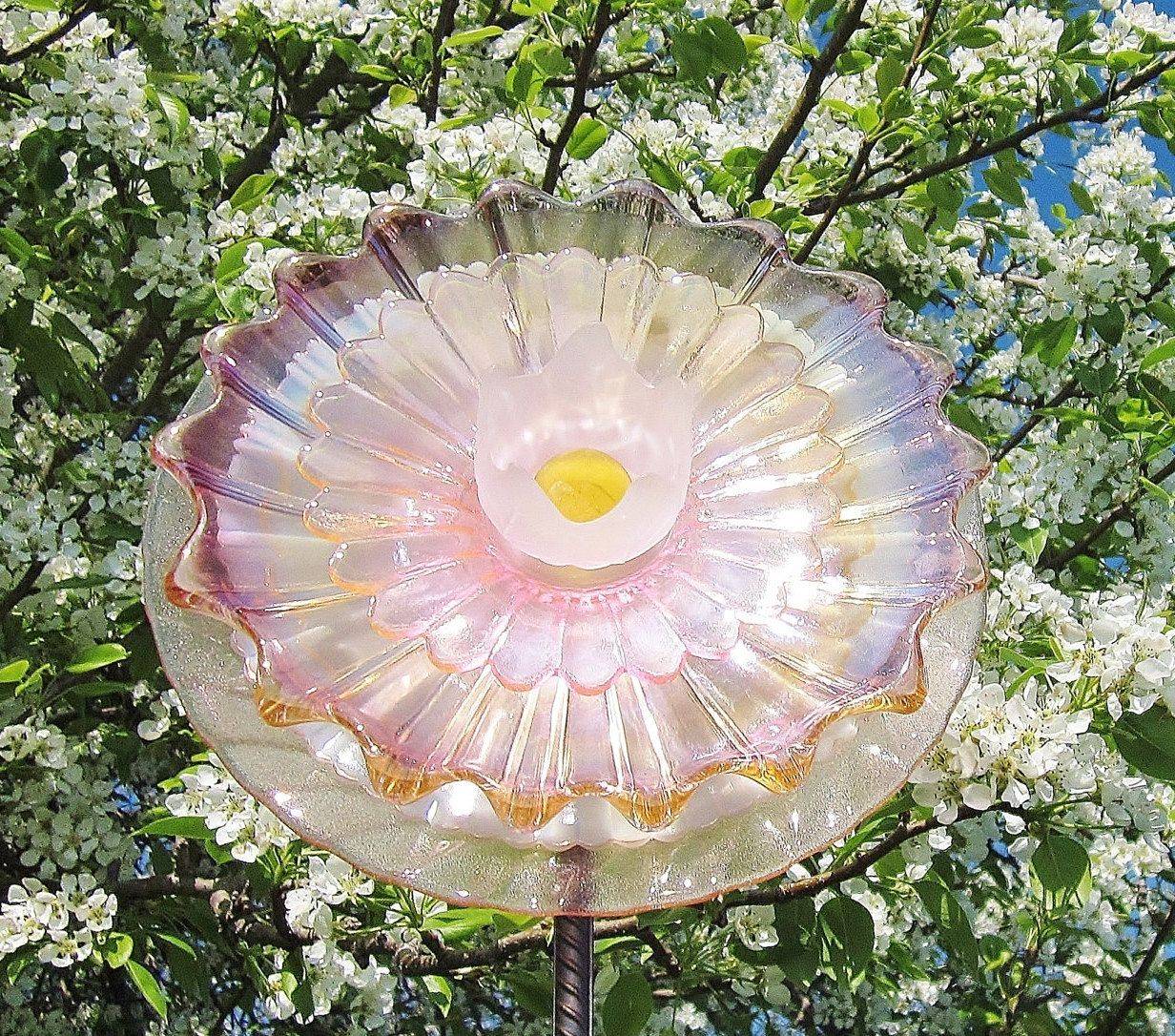 21 Repurposed Glass Garden Art Ideas To Consider | SharonSable