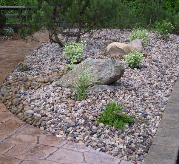 21 Build Your Own Rock Garden Ideas To Try This Year | SharonSable