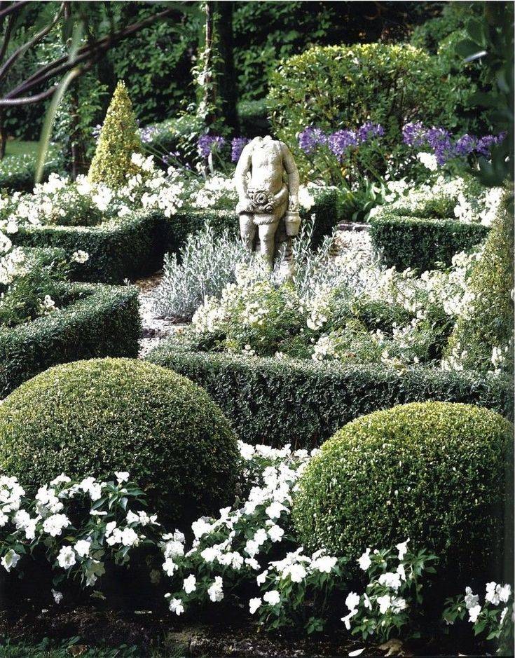 19 White Garden Design Ideas You Should Check | SharonSable