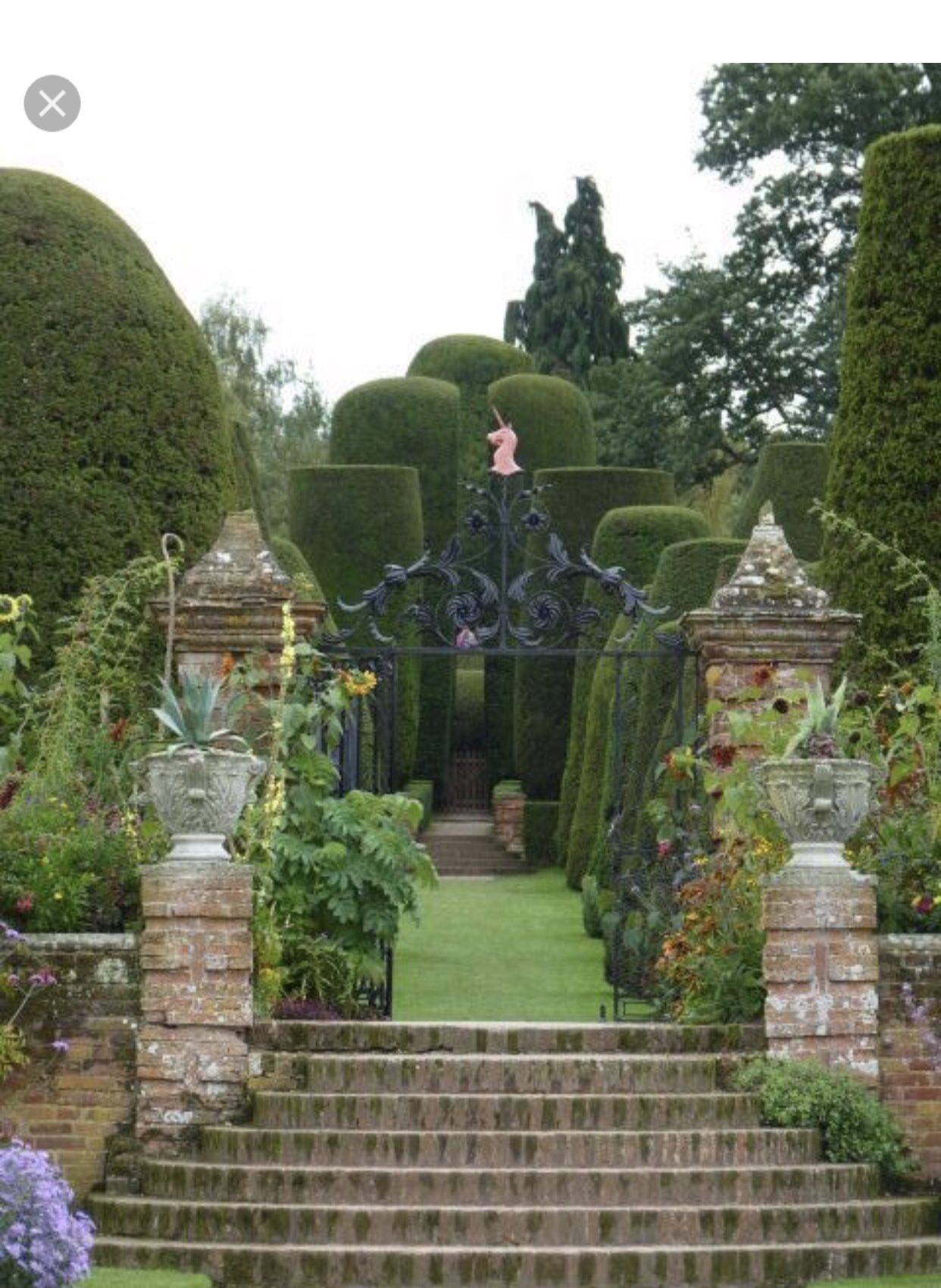 25 Formal Garden Planting Ideas To Try This Year | SharonSable