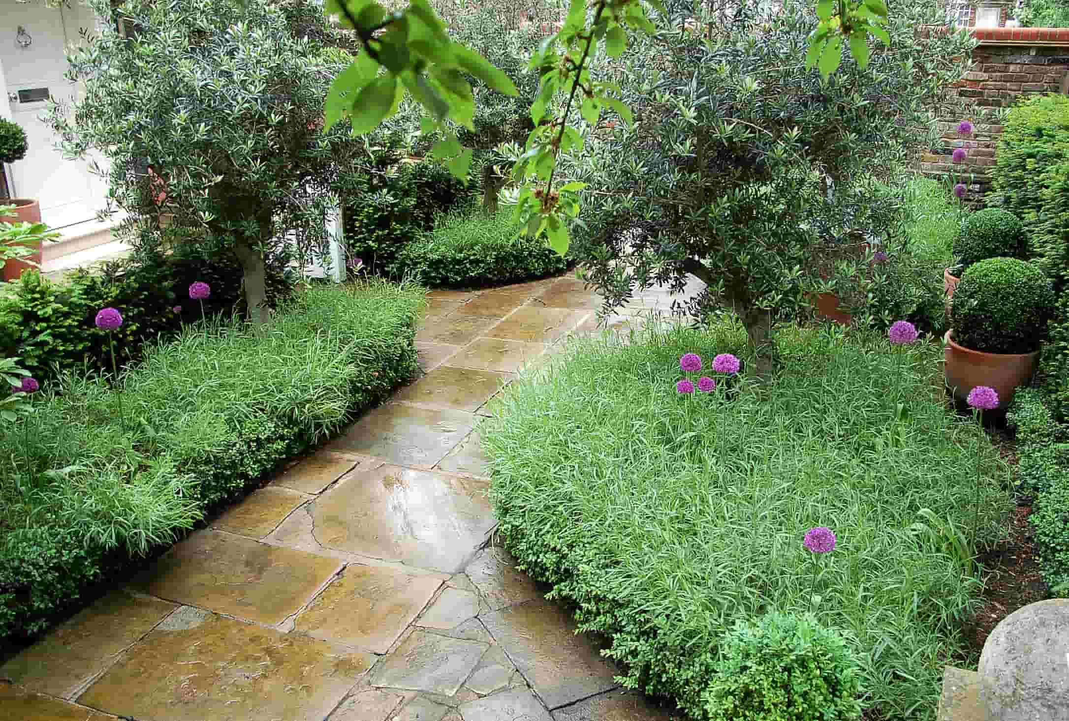 25 Formal Garden Planting Ideas To Try This Year | SharonSable