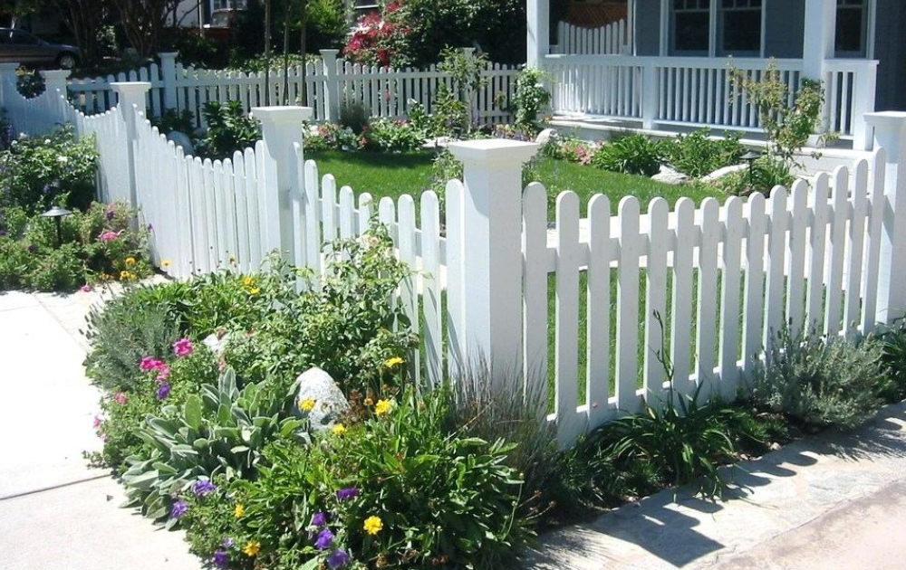 25 English Garden Fence Ideas Worth to Check | SharonSable