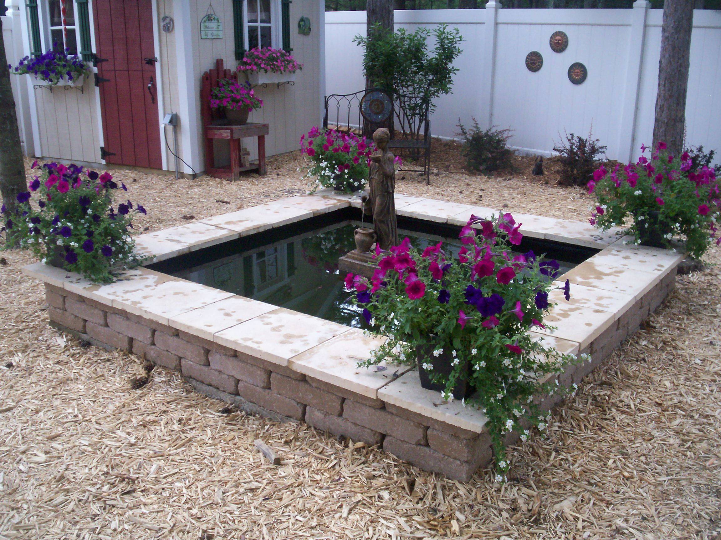 25 Formal Garden Pond Ideas You Cannot Miss | SharonSable