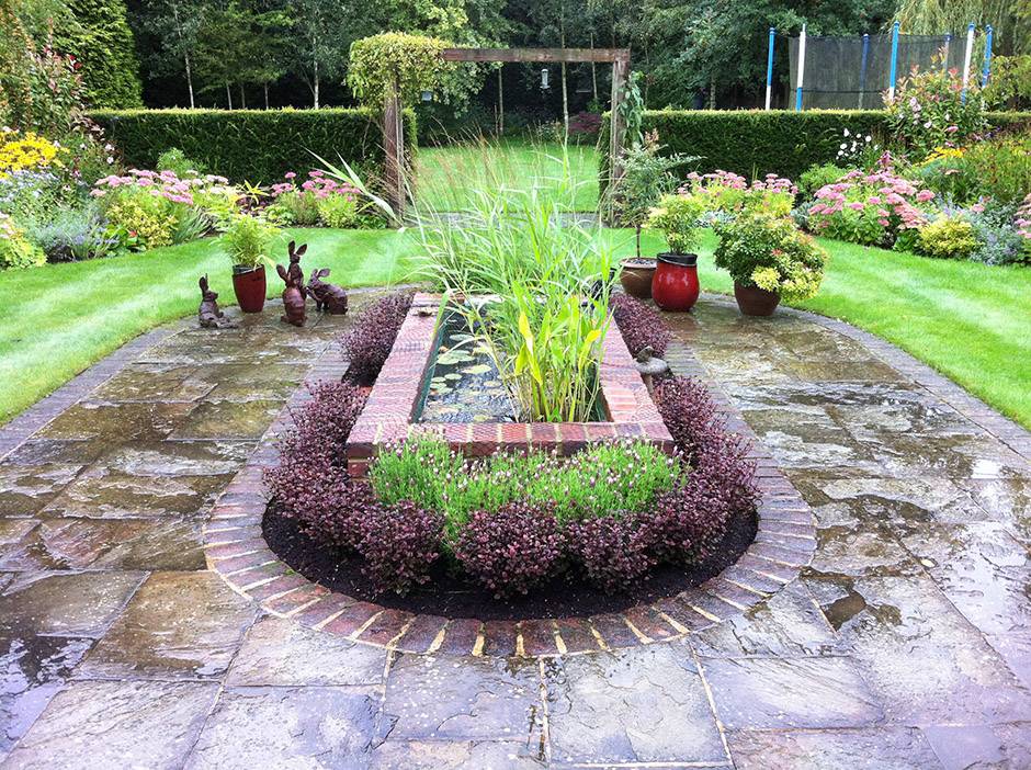 25 Formal Garden Pond Ideas You Cannot Miss | SharonSable