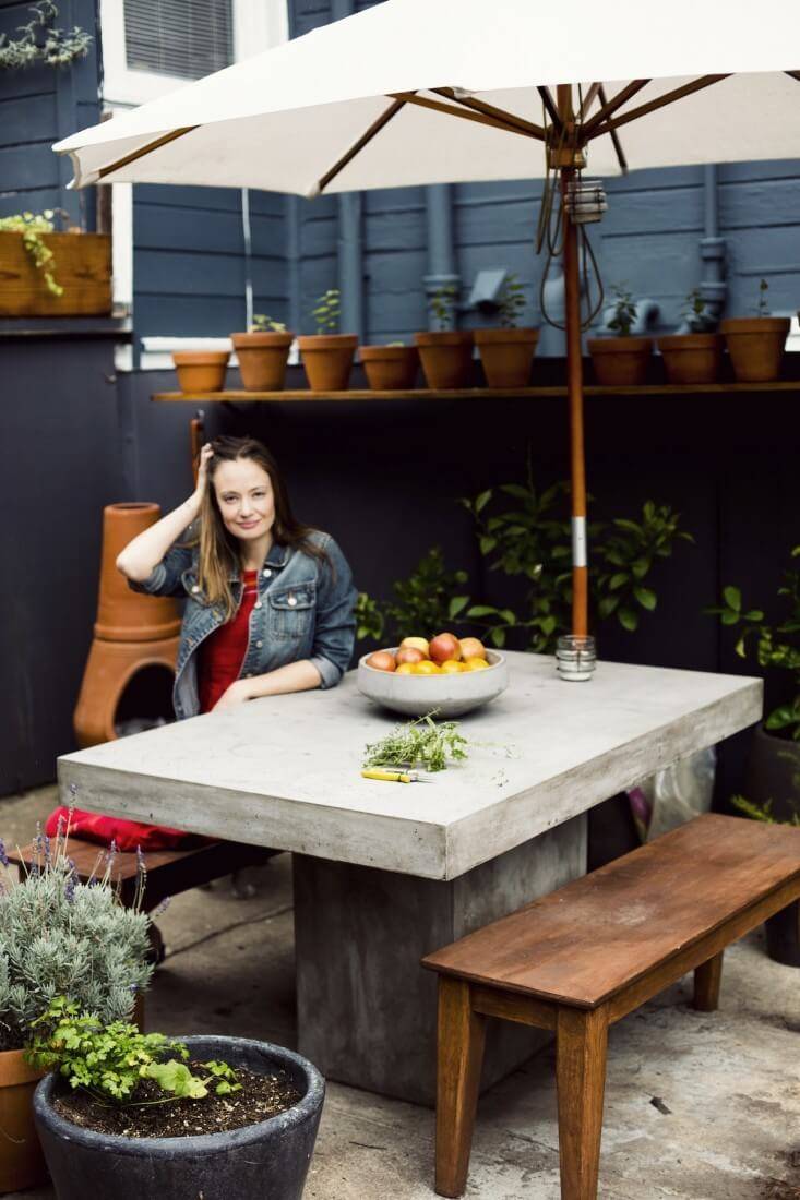21 DIY Garden Table Ideas Worth a Look | SharonSable