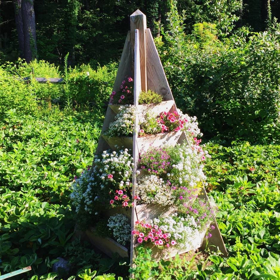 24 Build Your Own Tower Garden Ideas You Should Check | SharonSable