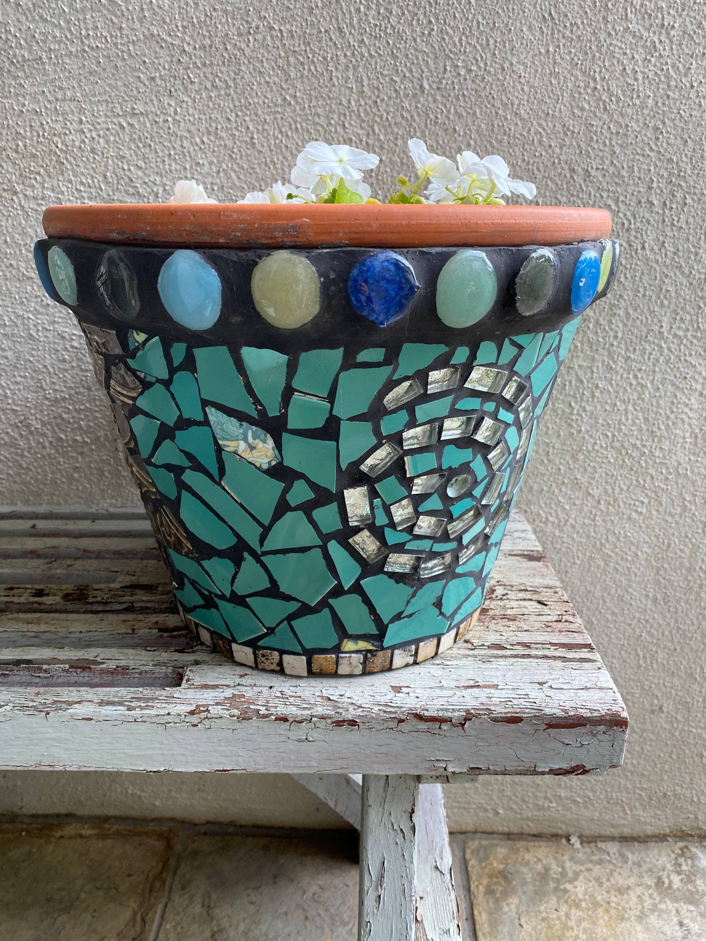 25 Mosaic Garden Pots Ideas You Must Look | SharonSable