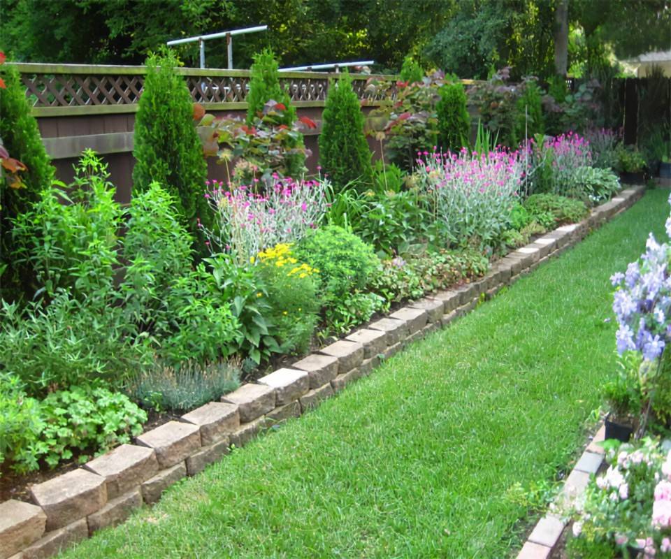 20 Ideas for Garden Borders For This Year | SharonSable