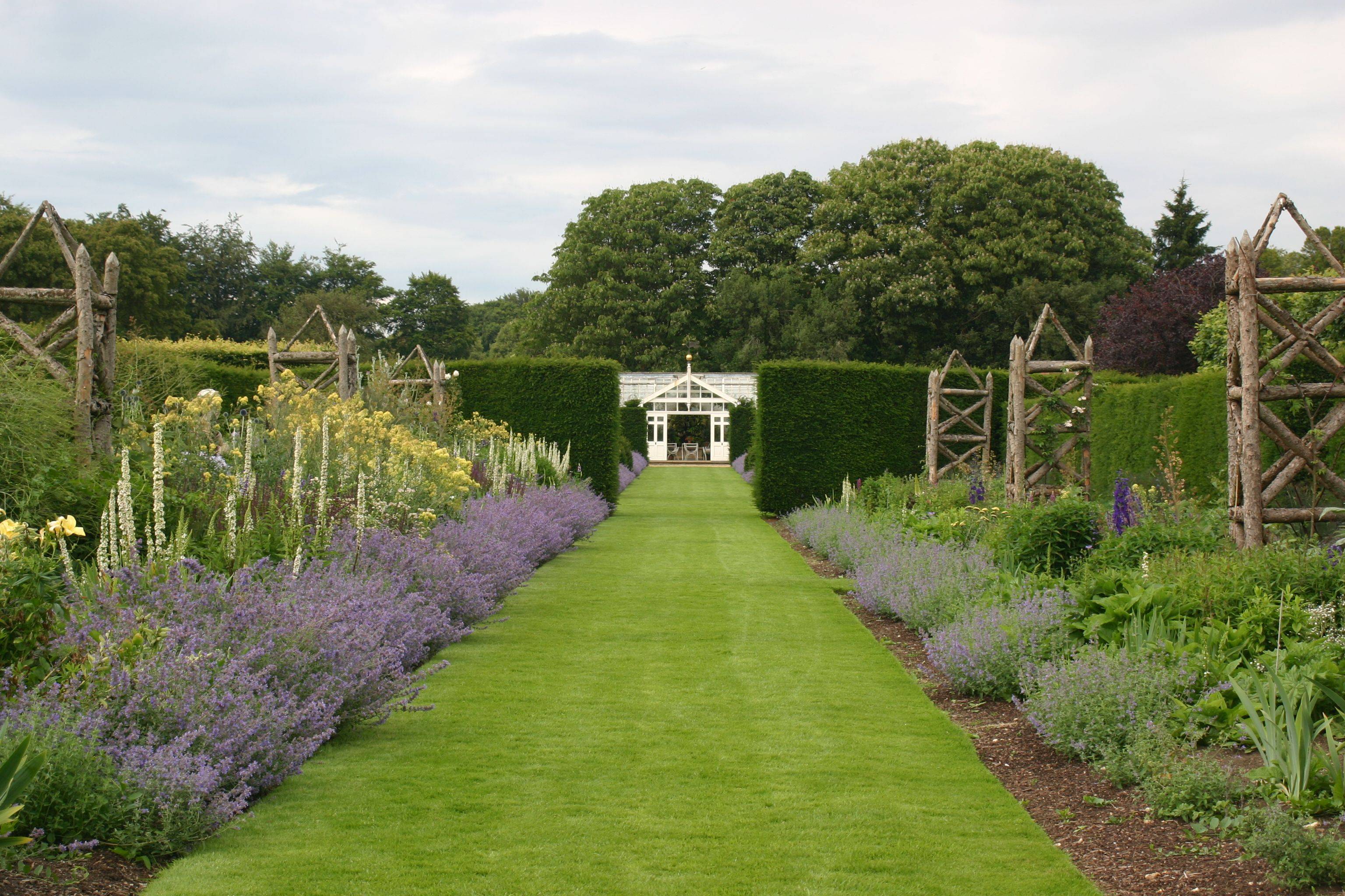 26 New England Garden Design Ideas Worth to Check | SharonSable