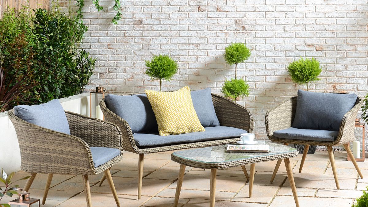 21 Range Garden Furniture Ideas To Consider | SharonSable