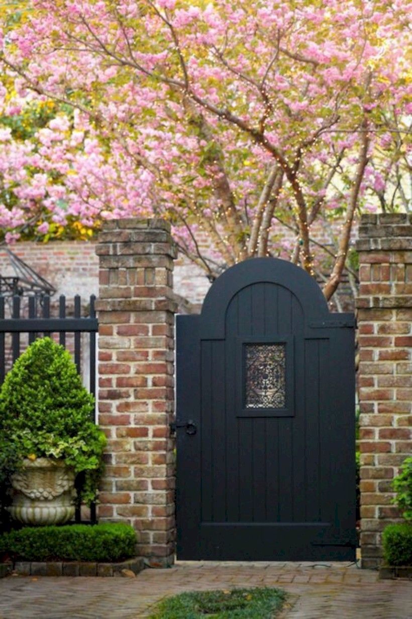 17 Beautiful French Garden Gates Ideas To Consider | SharonSable