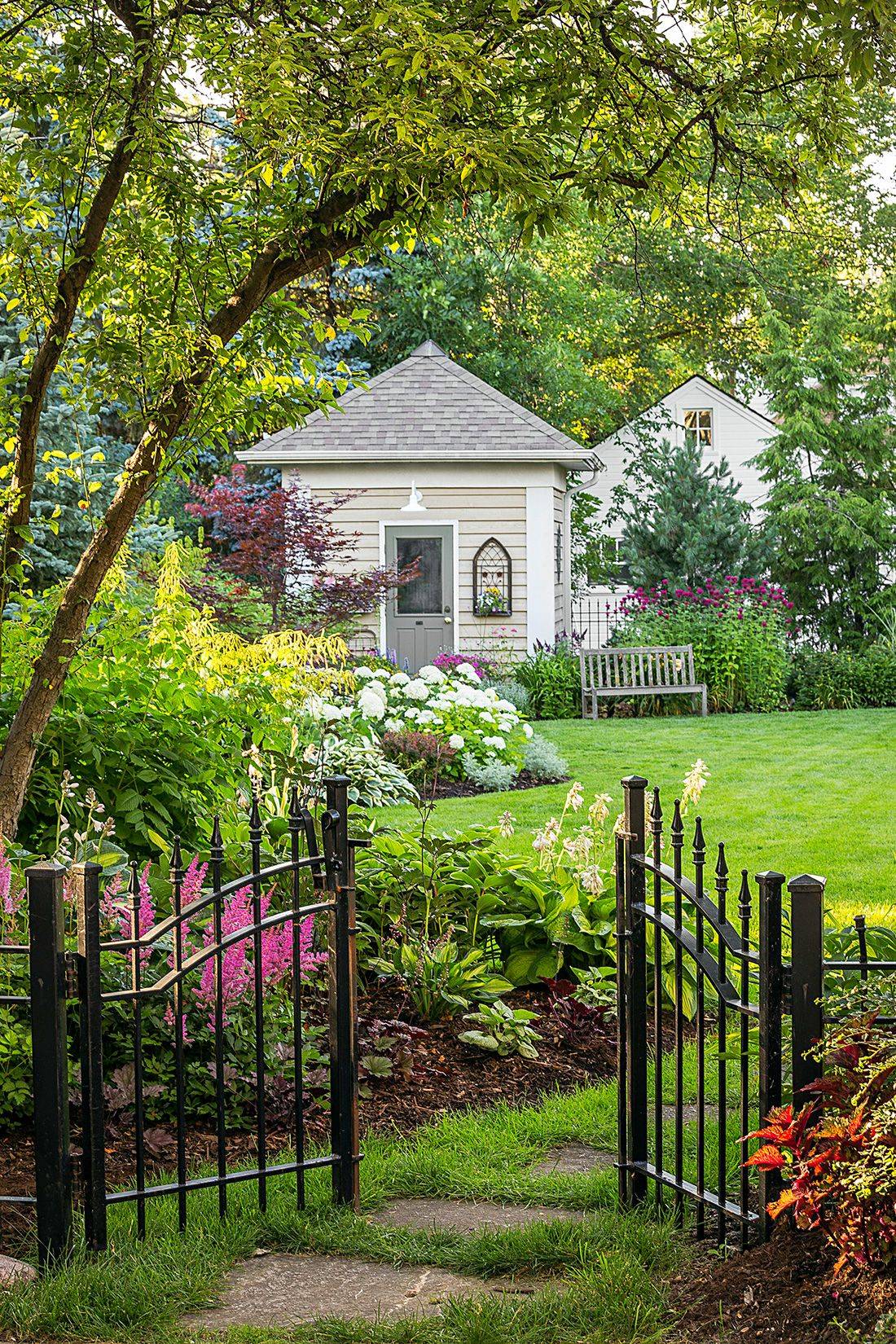 24 Cottage Garden Gate Design Ideas To Consider | SharonSable
