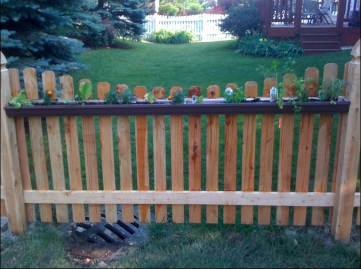 24 Fence Gutter Garden Ideas You Should Look | SharonSable