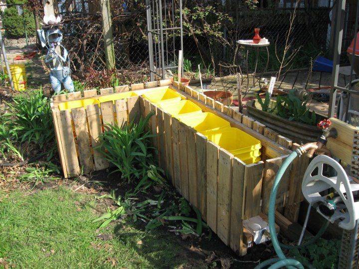 23 Rain Gutter Bucket Garden Ideas You Should Check | SharonSable