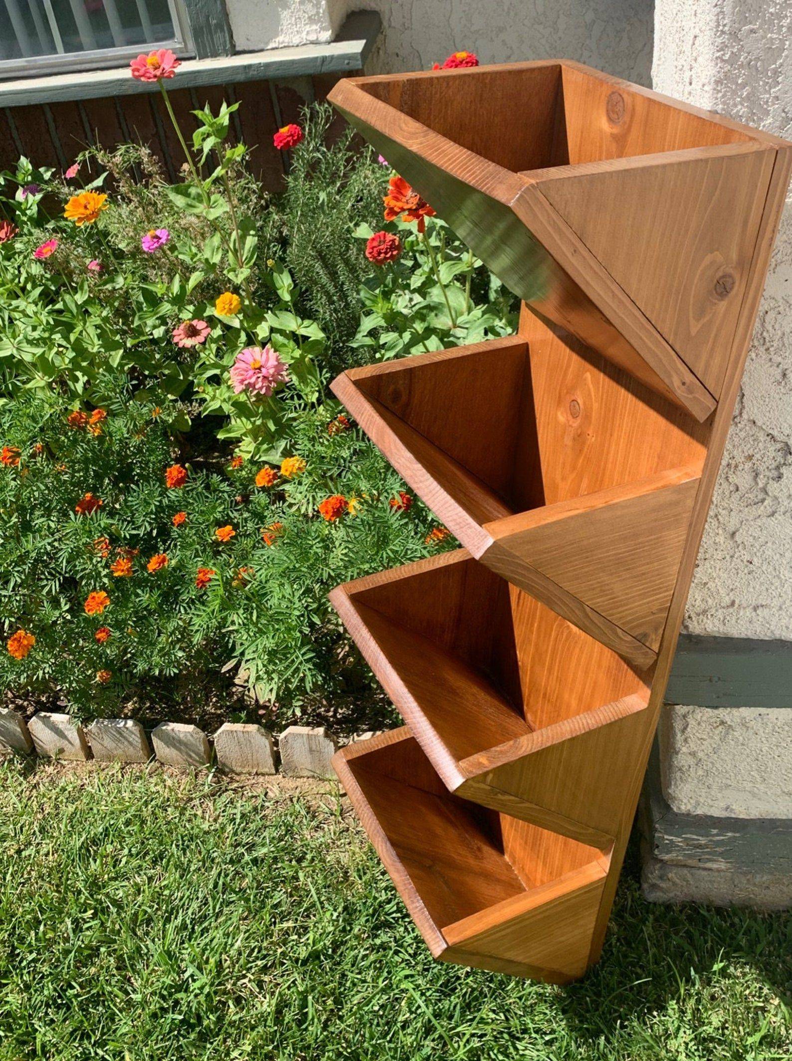 17 Vertical Herb Garden Planter Ideas You Should Look | SharonSable