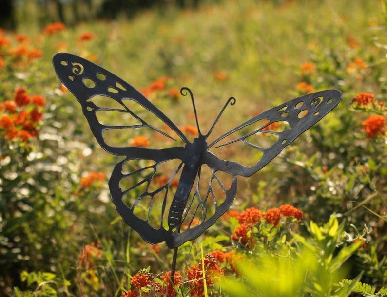 23 Butterfly Garden Art Ideas You Gonna Love | SharonSable